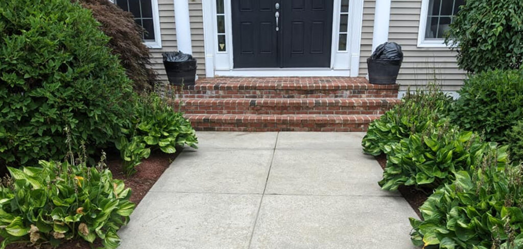 Earl’s Powerwashing – 800.273.4650